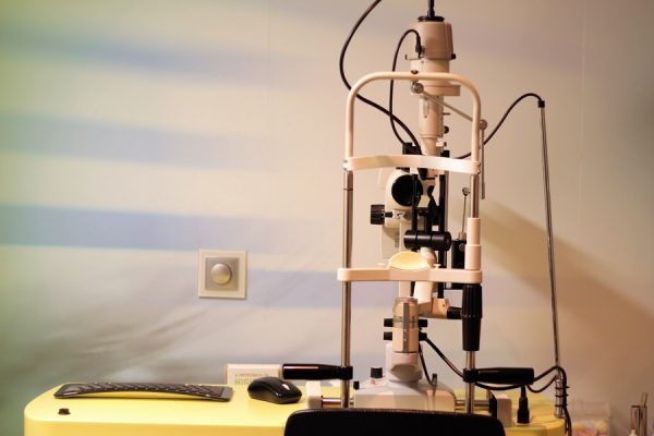 biomicroscopio-ocular – Clínica Oftalmológica Porto – Clinsborges
